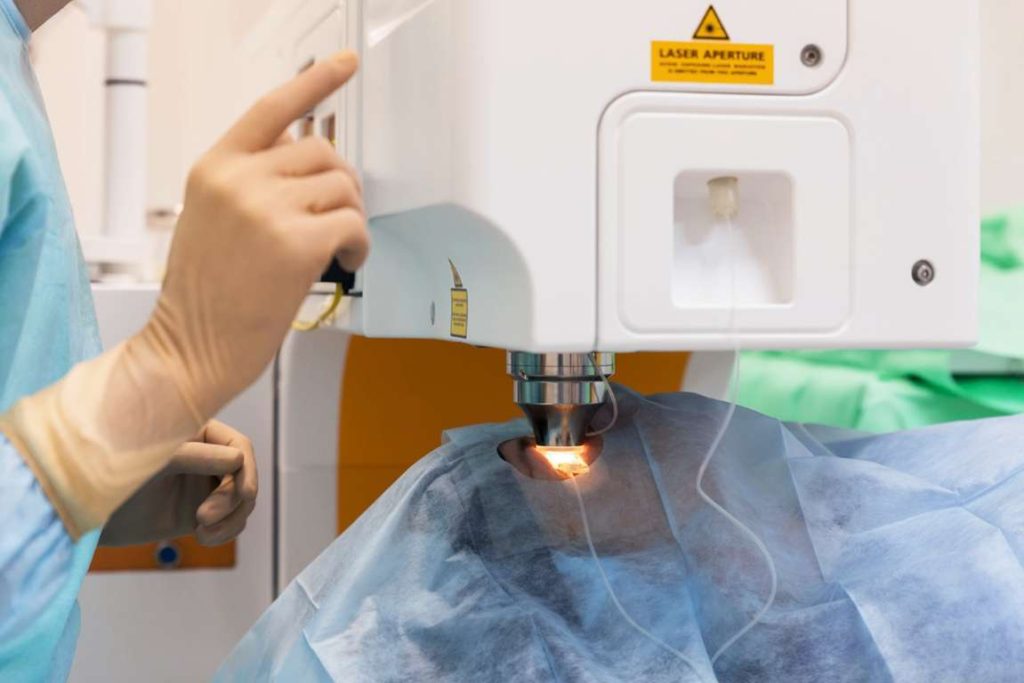 WaveFront LASIK - Hashmanis Group of Hospital